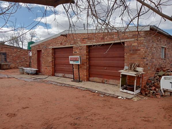 1 ha Smallholding for sale in Kimberley | T4236698 | Private Property