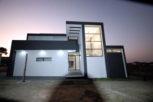 3 Bedroom House for sale in Fourways | T4393342 | Private Property